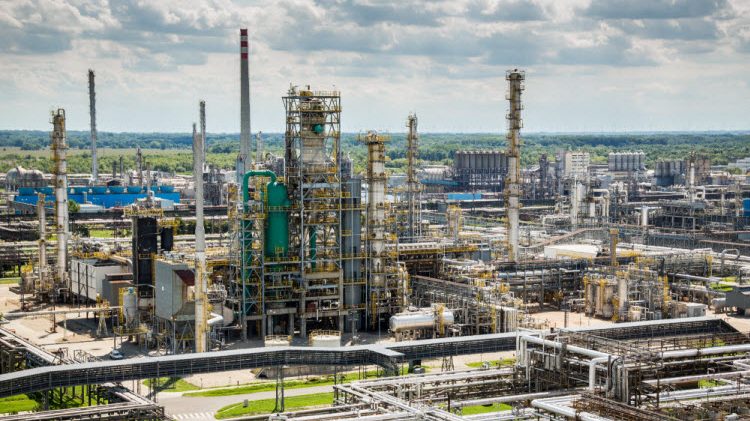 Spoločnosť Slovnaft začne tento víkend s plánovanou údržbou časti ...