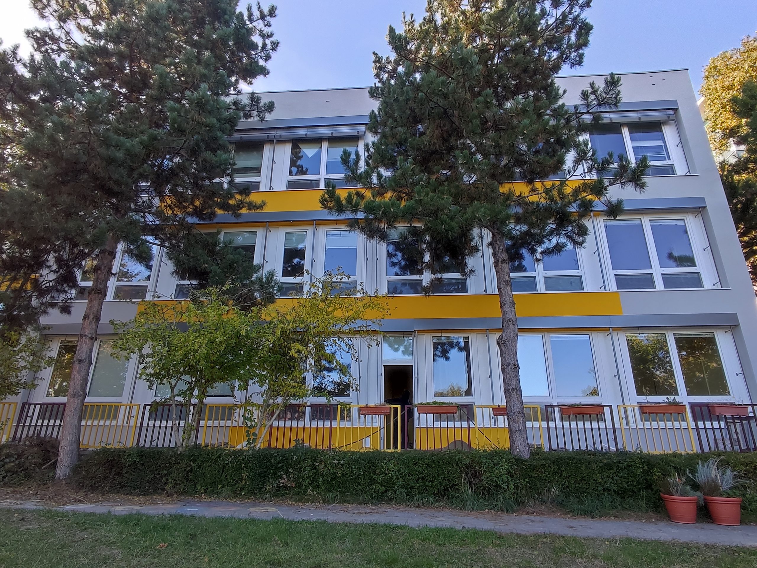 Hĺbková rekonštrukcia MŠ Kolískova 14 v mestskej časti Karlova Ves ...