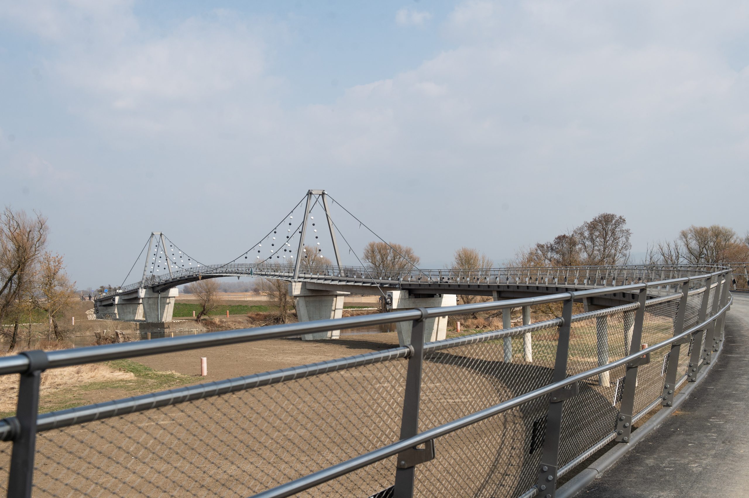 Cezhraničné prepojenia územia medzi obcami Vysoká pri Morave a Marchegg ...