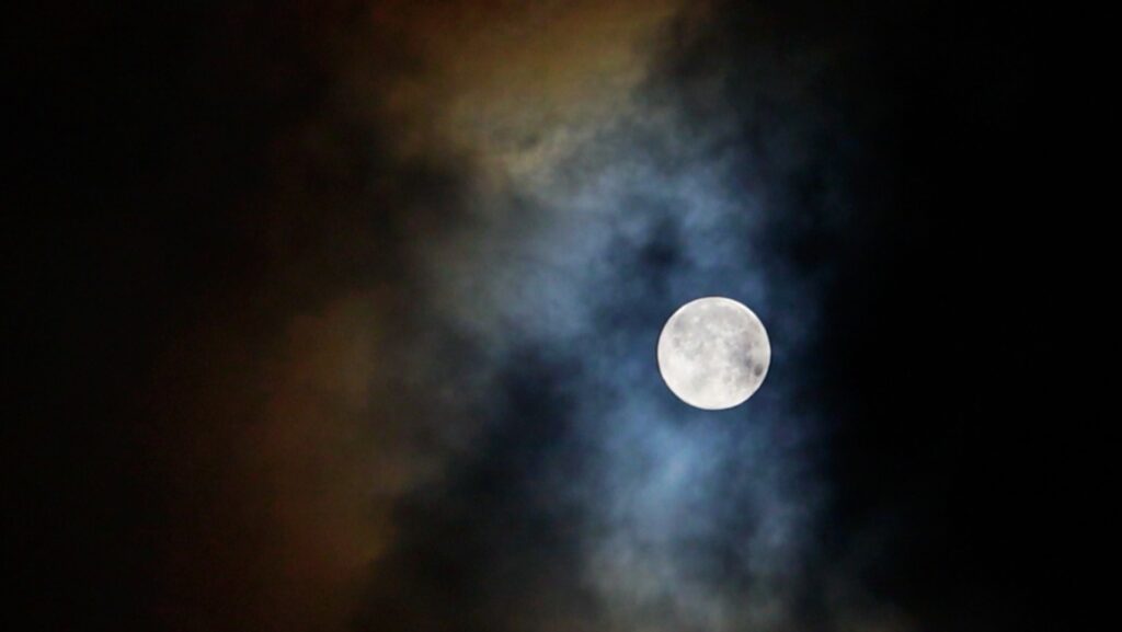 Najdlhší spln Mesiaca v roku 2023 - Bratislavskykraj.sk