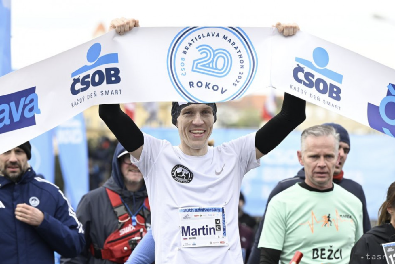 Víťazmi Bratislavského maratónu a majstrami SR sa stali Martin Rusina a ...